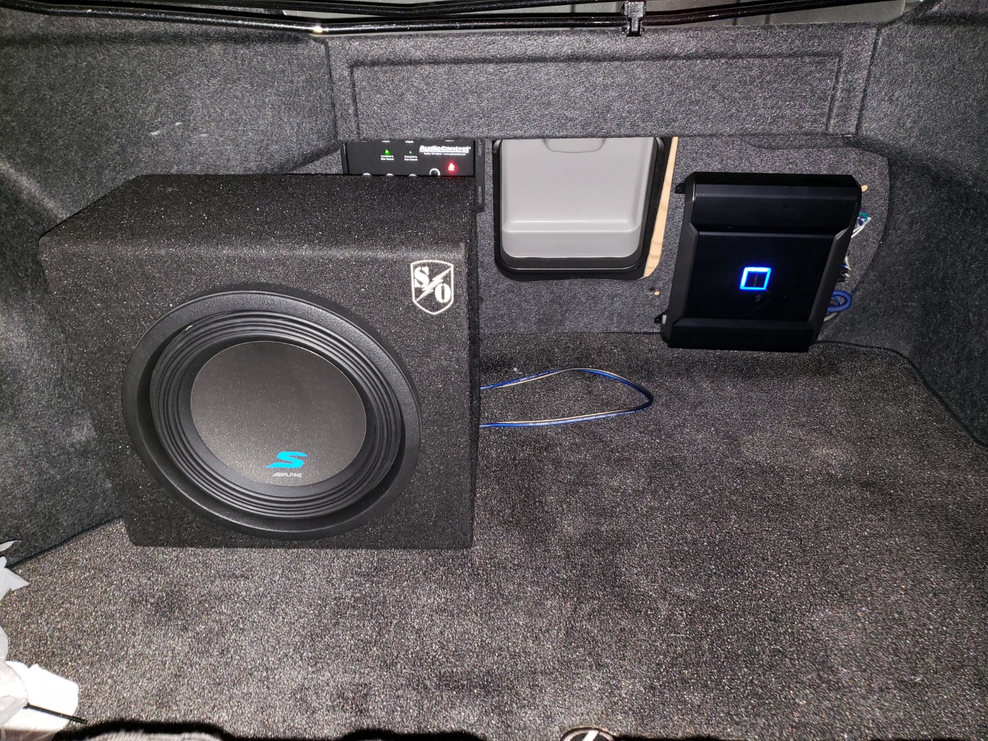 Customer Reviews: AudioControl LC7i Line Output Converter (Black) 6 ...