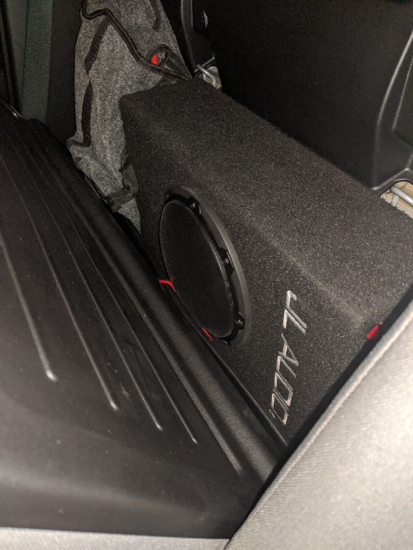 Customer Reviews: JL Audio CP108LG-W3v3 MicroSub™ slot-ported enclosure ...