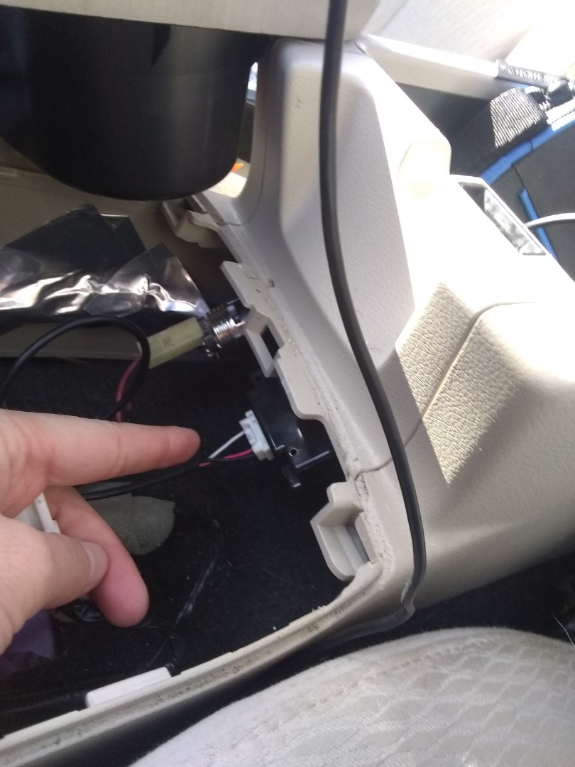 Customer Reviews: iDatalink ACC-USB-SU1 USB Port Adapter Allows you to ...