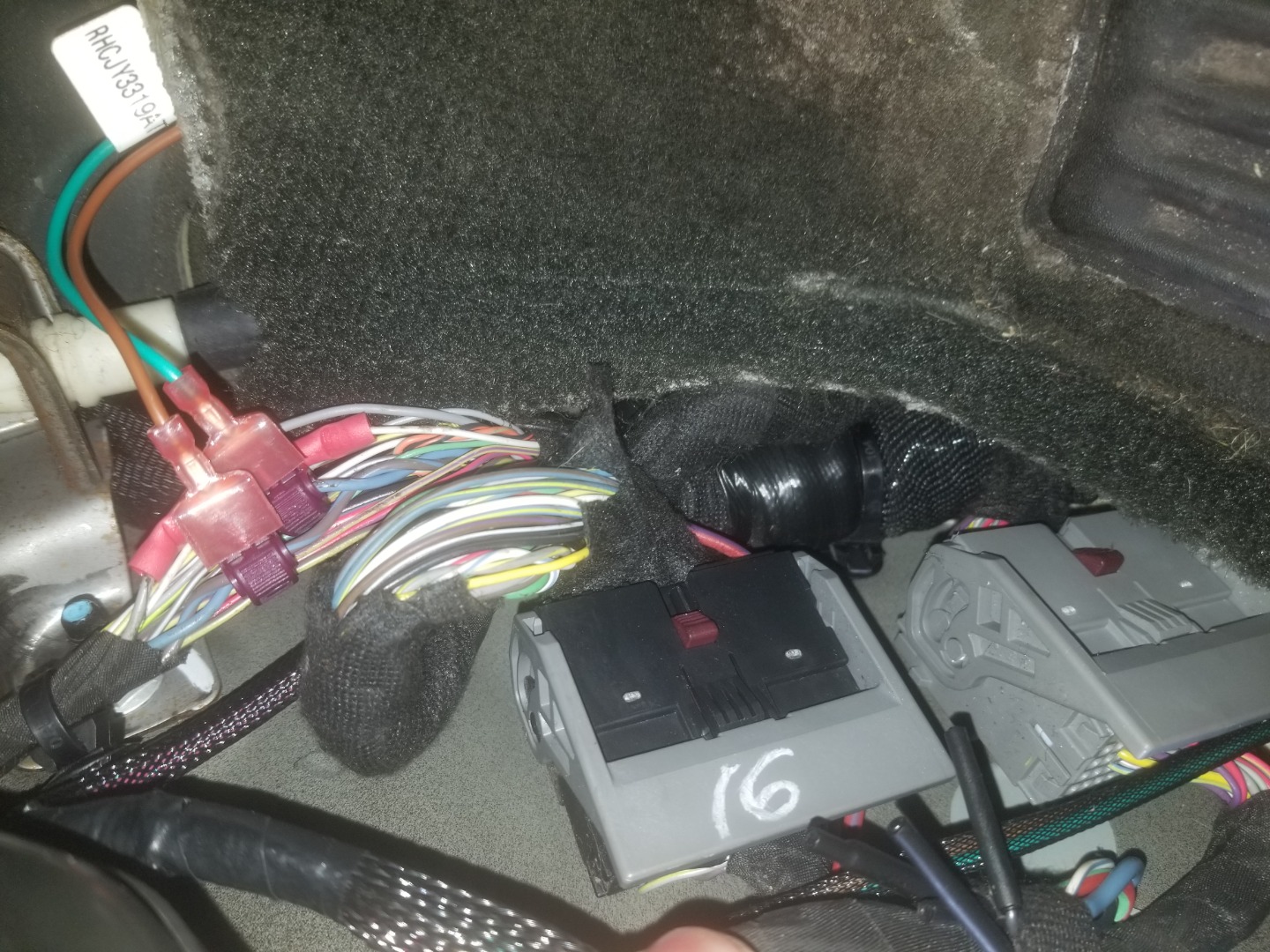 Customer Reviews: Kicker VSS SubStage™ SCOCRE15 Custom-fit powered ...