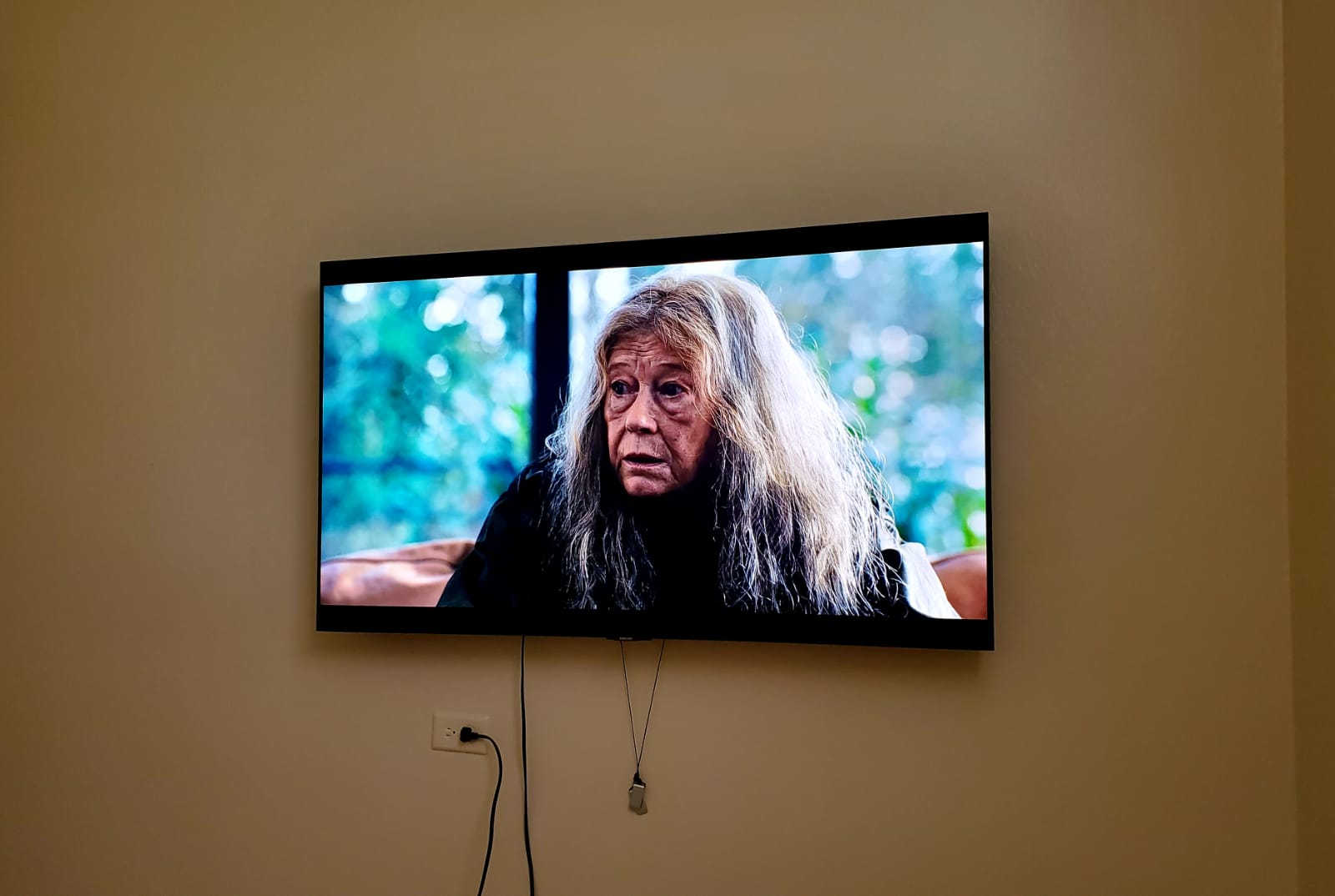 Customer Reviews: Samsung QN55Q90T 55" Q90T Smart QLED 4K UHD TV with ...