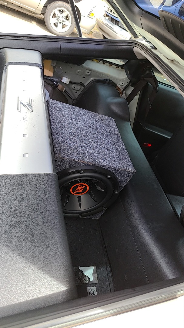 Customer Reviews: JBL Club 1024 10" component subwoofer with switchable ...