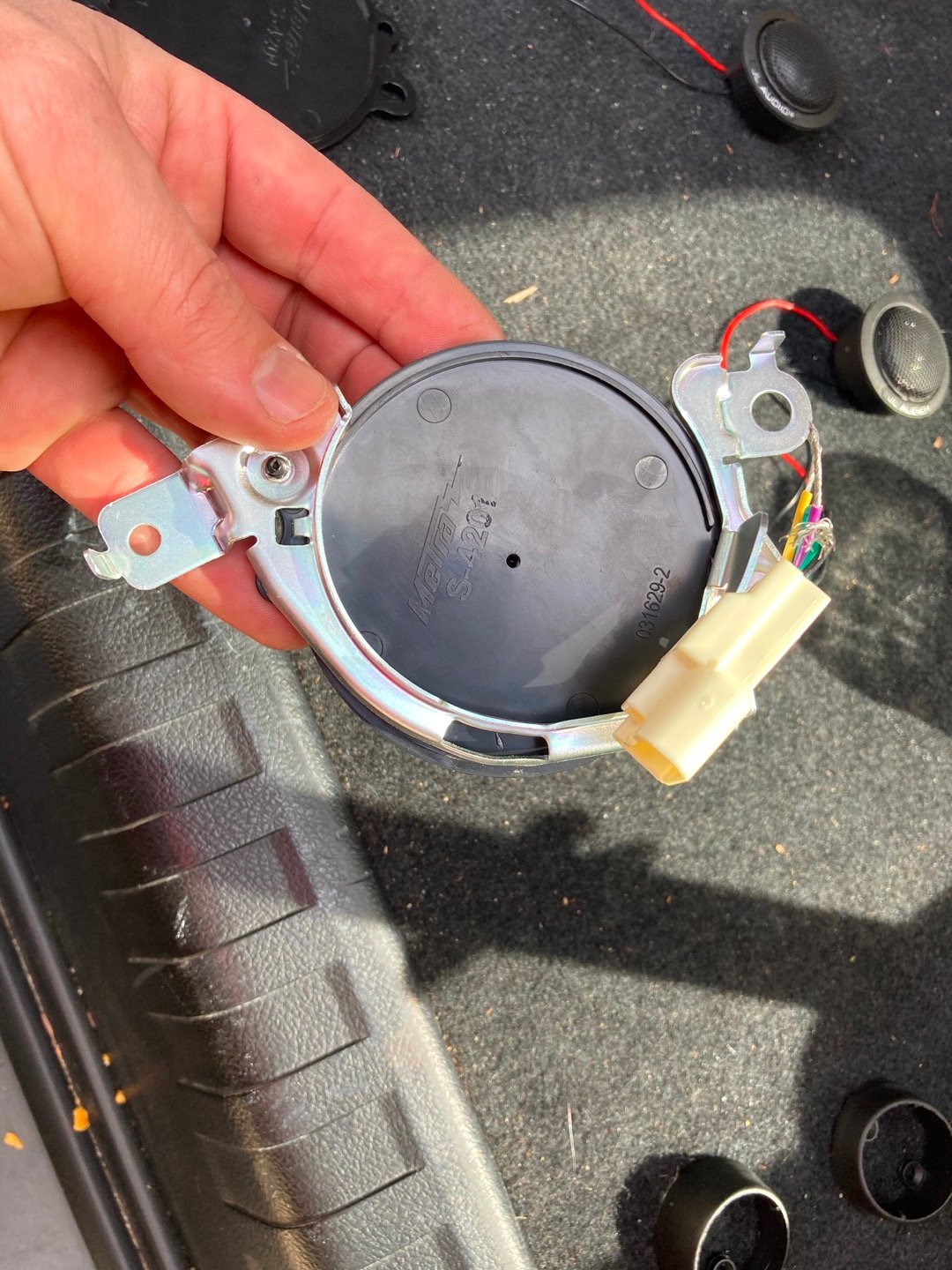 Customer Reviews: Metra 82-4201 Tweeter Mounting Brackets Install new ...