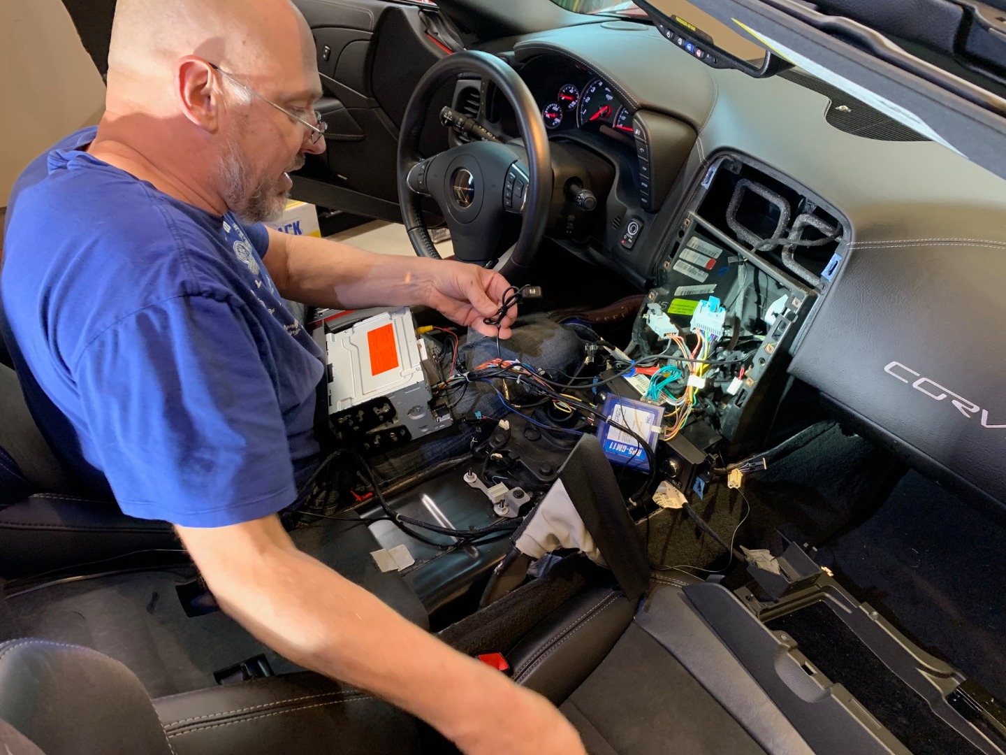 Customer Reviews: JL Audio Stealthbox® Custom-fit fiberglass enclosure ...