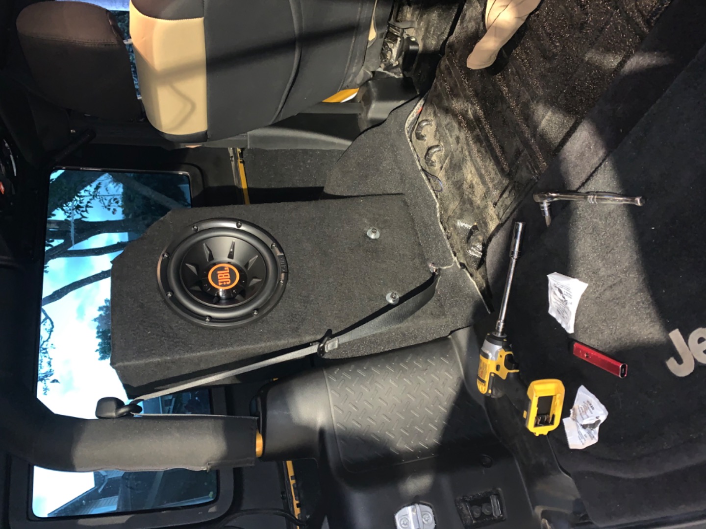 Customer Reviews: JBL Club 1024 10" component subwoofer with switchable ...