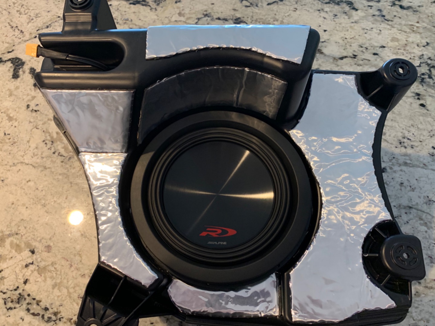 Customer Reviews: Alpine SWR-8D2 Type-R 8" subwoofer with dual 2-ohm ...