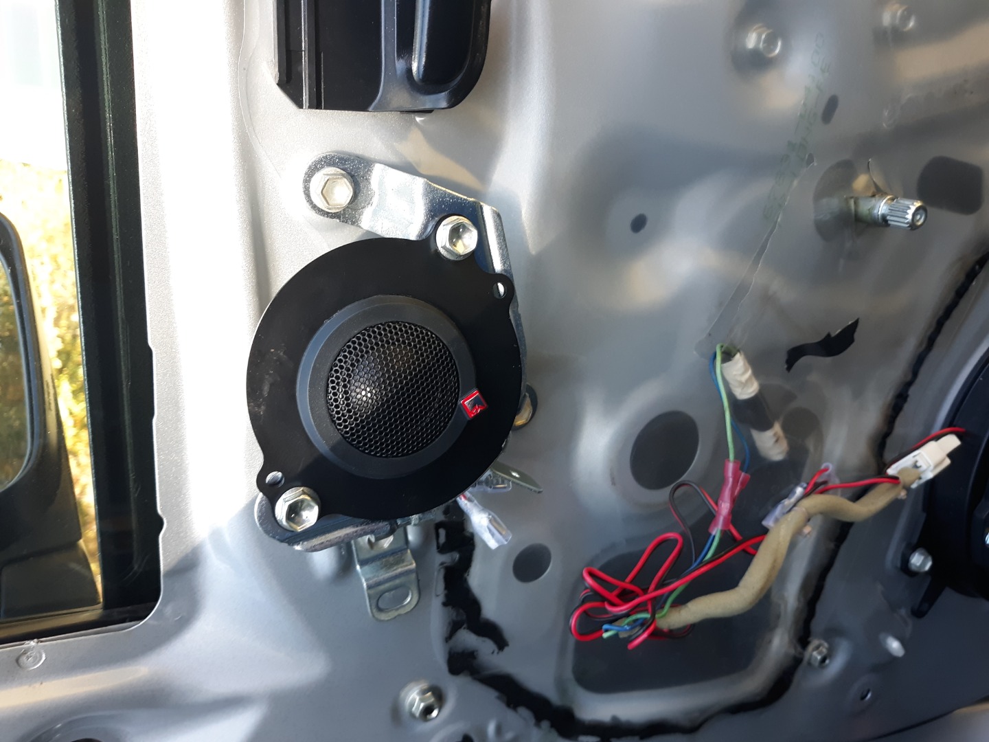 Customer Reviews: Metra 82-4201 Tweeter Mounting Brackets Install new ...