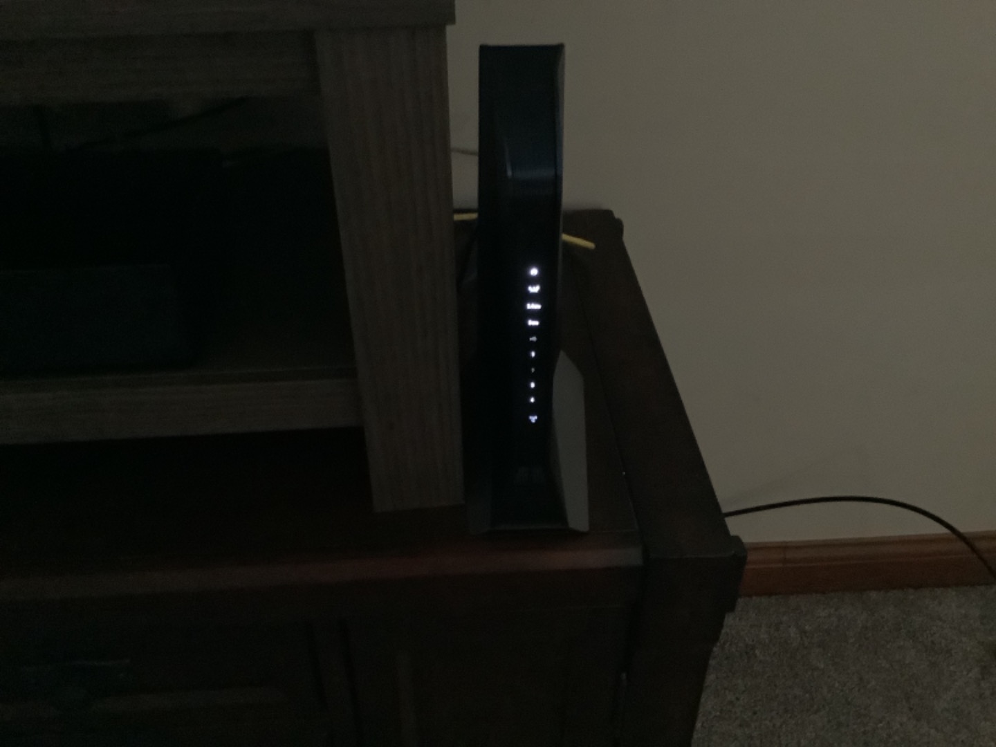 Customer Reviews: NETGEAR Nighthawk AX8 AX6000 dual-band Gigabit Wi-Fi ...