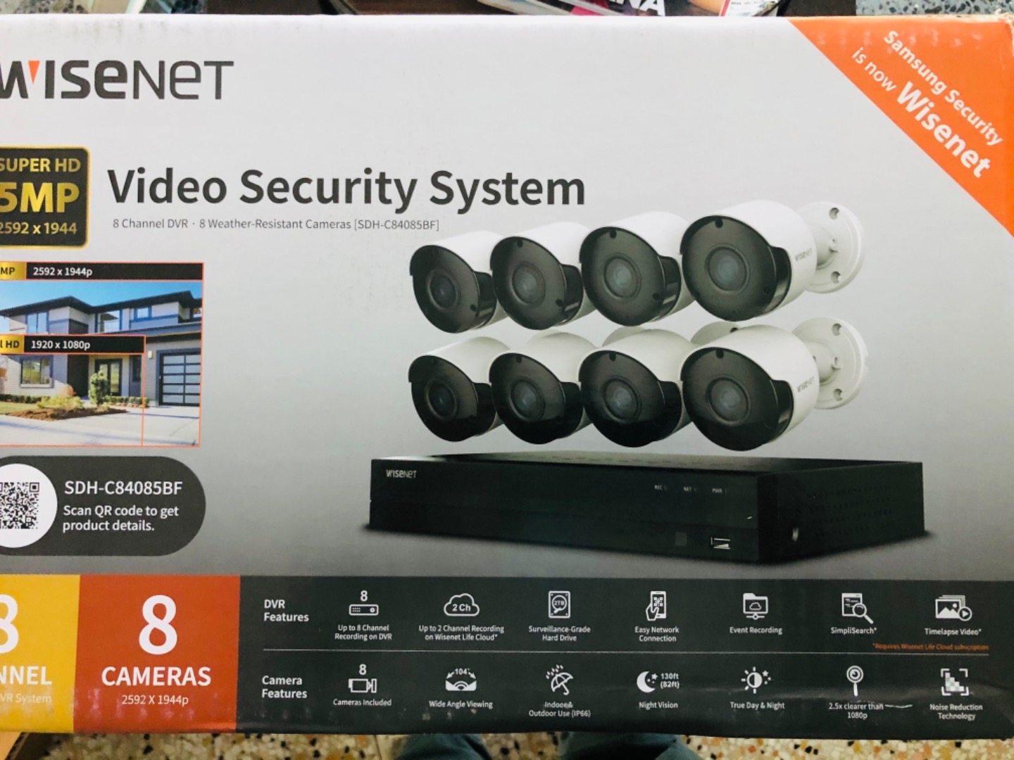 Customer Reviews: Wisenet 8X8 All-in-one Camera Kit 8-channel video ...