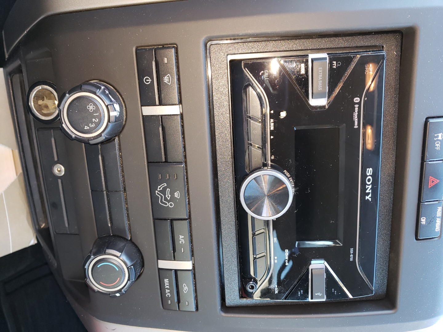 Customer Reviews: Sony DSX-B700 Digital media receiver at Crutchfield