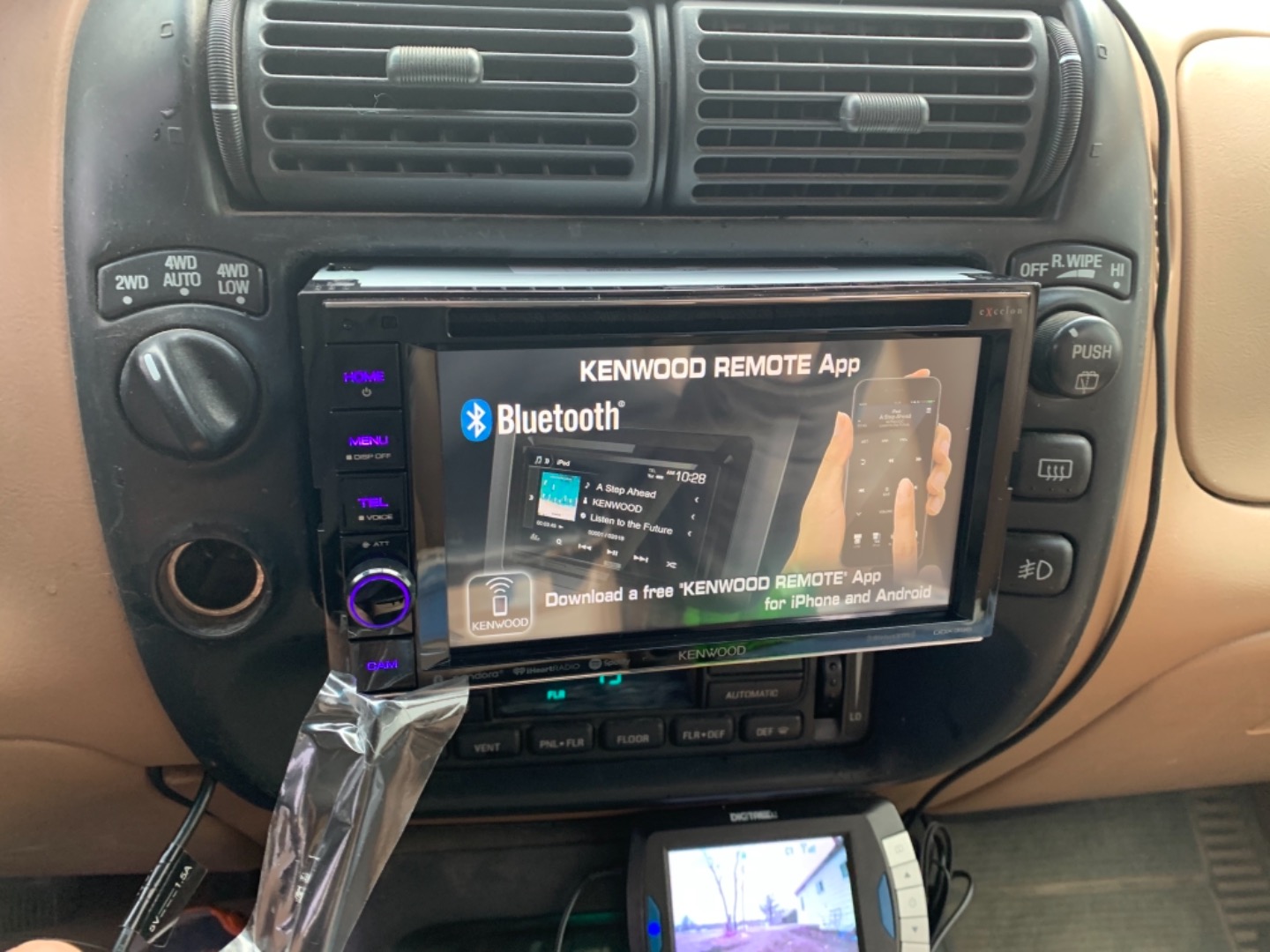 Customer Reviews: Kenwood Excelon DDX396 DVD receiver at Crutchfield