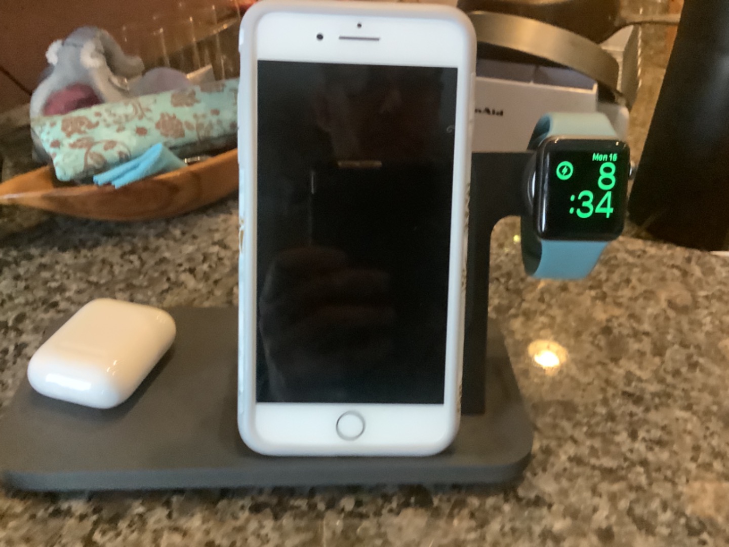 Customer Reviews: Logitech POWERED 3-in-1 Dock (Black) Wireless Qi ...