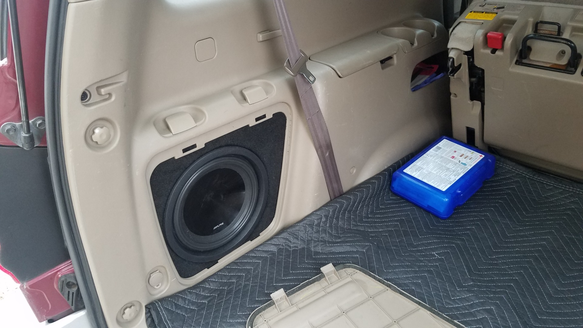 Customer Reviews: Alpine SWT-10S4 10" truck subwoofer with 4-ohm voice coil at Crutchfield