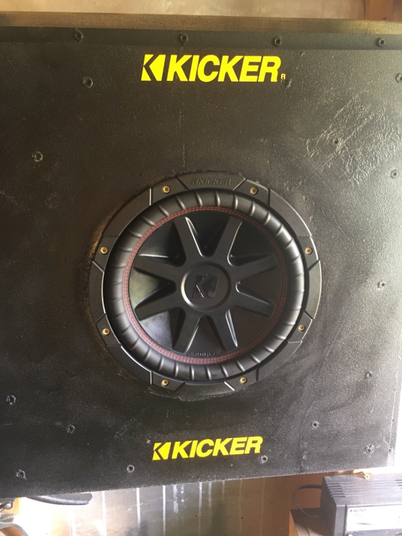 Customer Reviews: Kicker 43CVR104 CompVR Series 10" subwoofer with dual ...