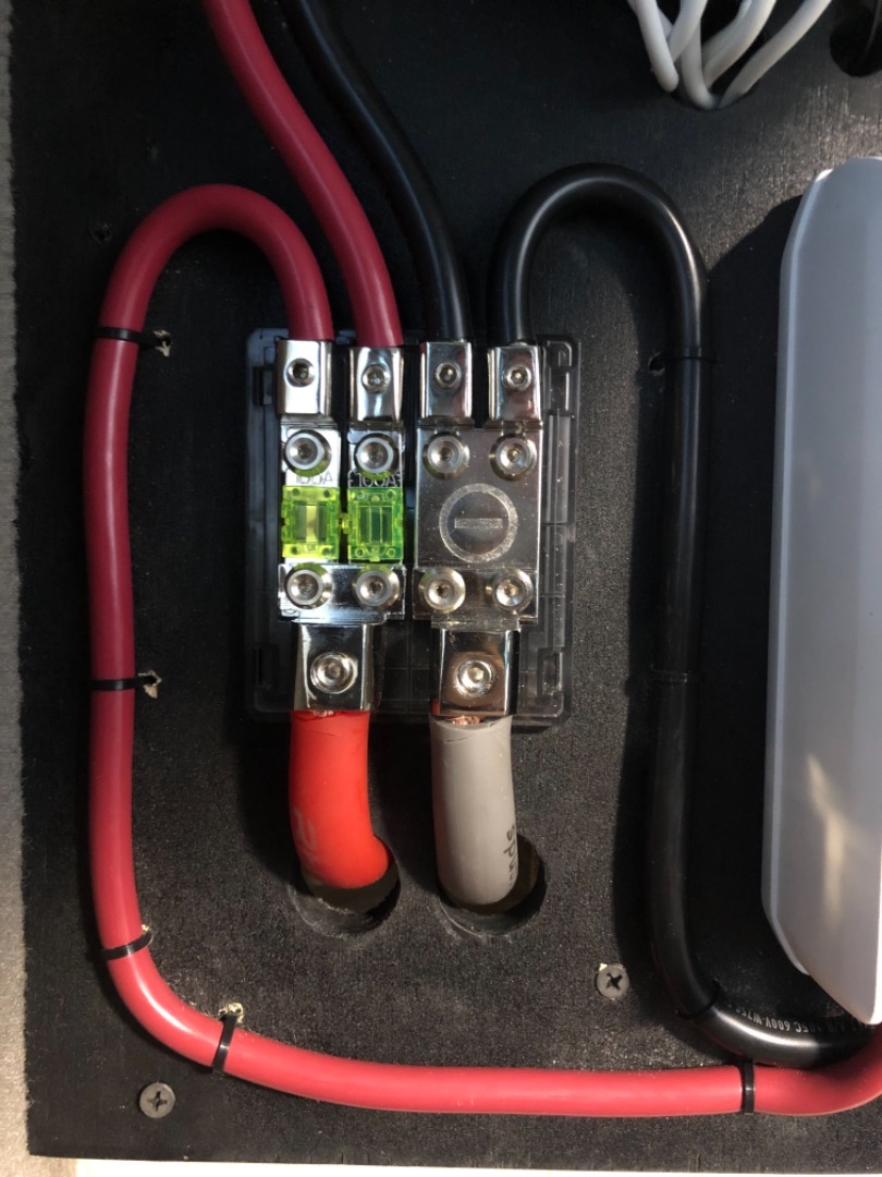 Customer Reviews: EFX Delta Quad Fused Distribution Block For power or ...