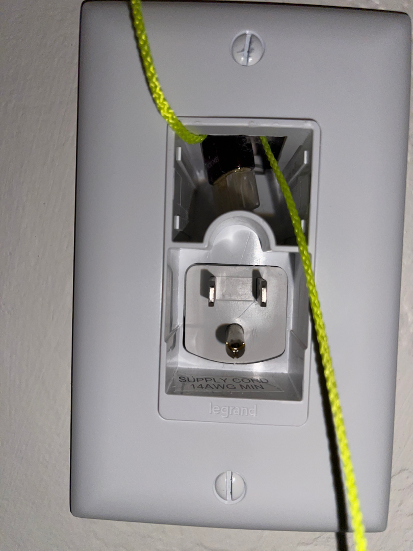 Customer Reviews: Sanus WSIWPSB1-W1 In-Wall Power Kit Hide power and ...