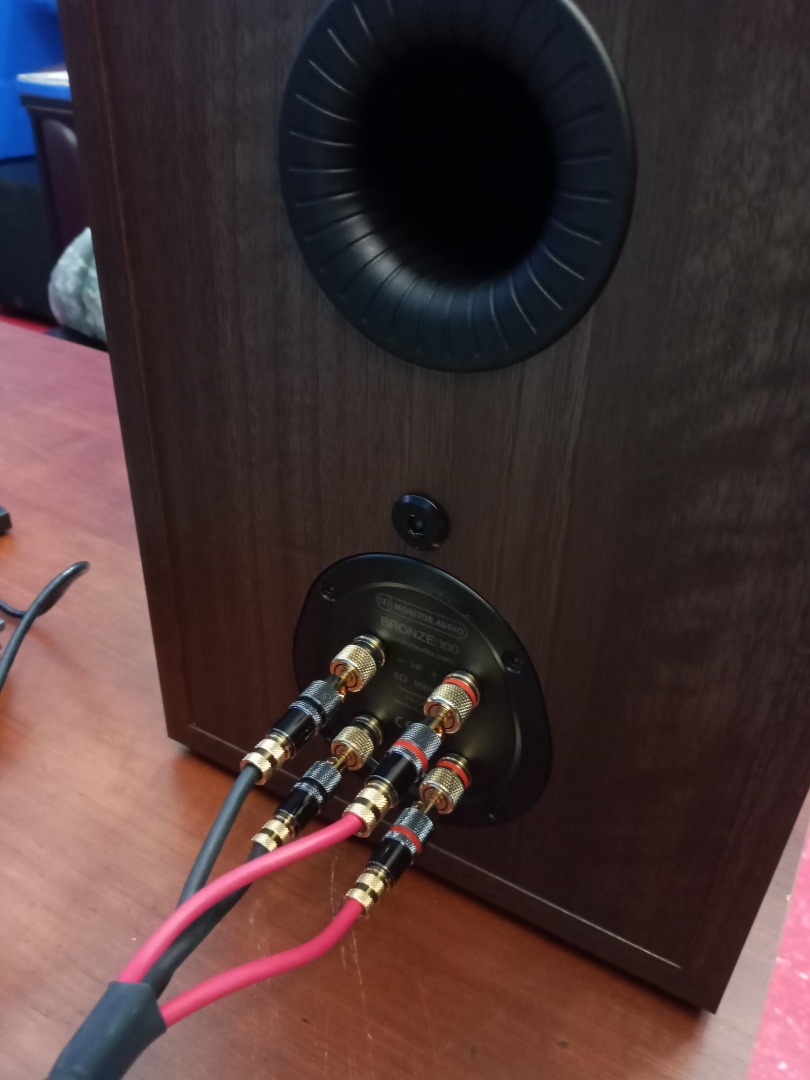 Customer Reviews: Monitor Audio Bronze 100 (Walnut) Bookshelf speakers ...