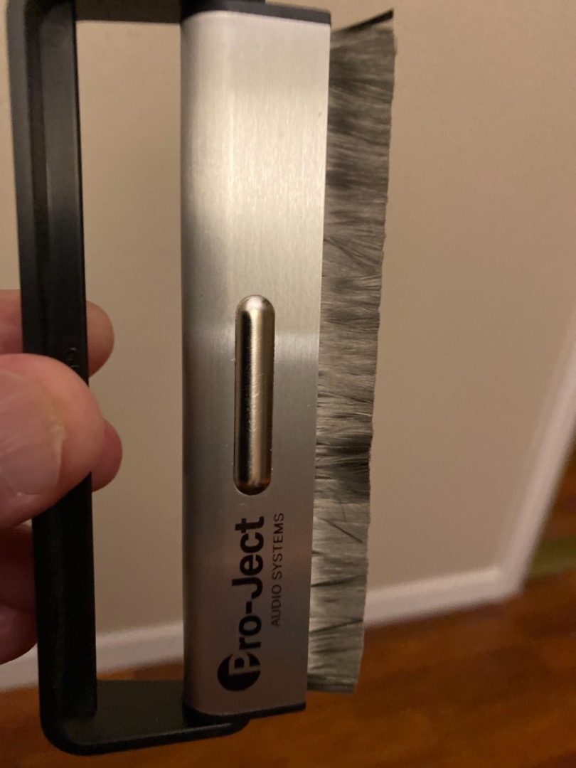 Customer Reviews: Pro-Ject Brush It Carbon fiber record brush at Crutchfield