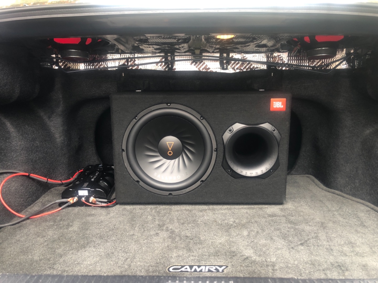 Customer Reviews: JBL BassPro 12 Ported powered subwoofer with 12" sub ...