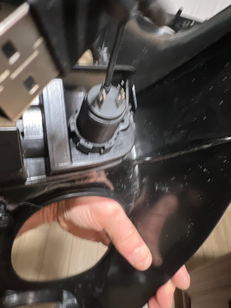 Customer Reviews: Scosche PowerVolt™ Dash Port Flush-mount charger with ...