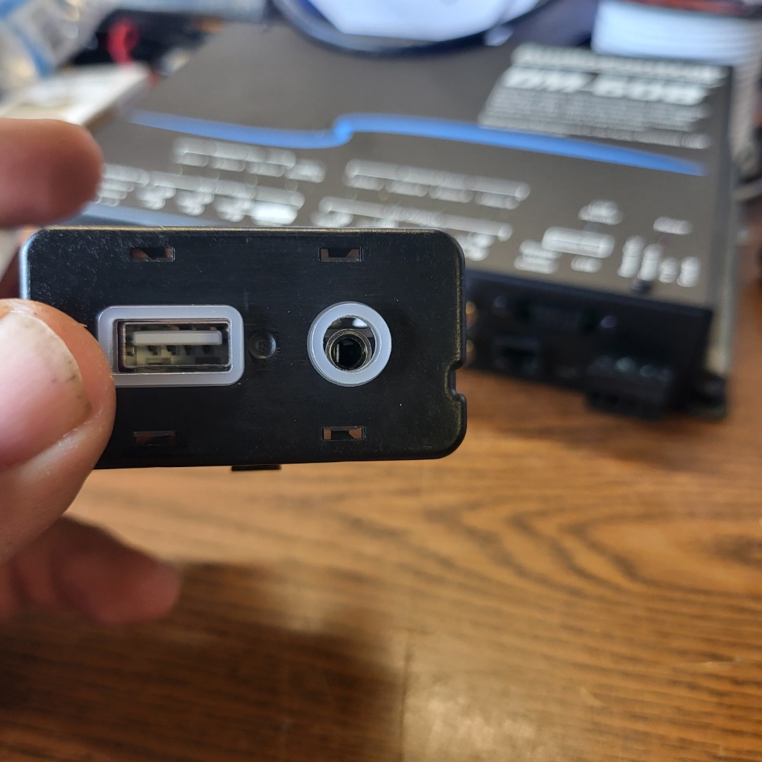 Customer Reviews: iDatalink KIT-PAC1 Dash and Wiring Kit (Gloss Black) Install and connect a new ...