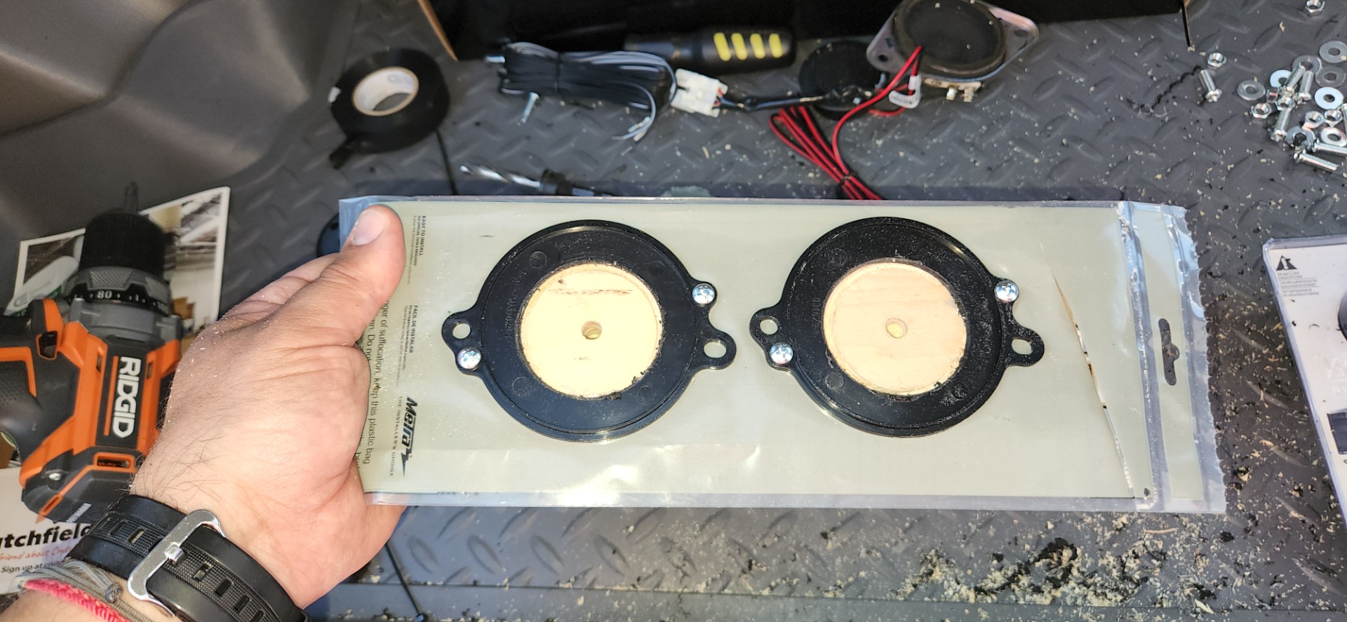 Customer Reviews: Metra 82-4201 Tweeter Mounting Brackets Install new ...