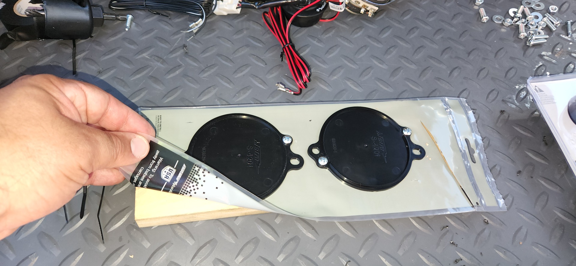 Customer Reviews: Metra 82-4201 Tweeter Mounting Brackets Install new ...