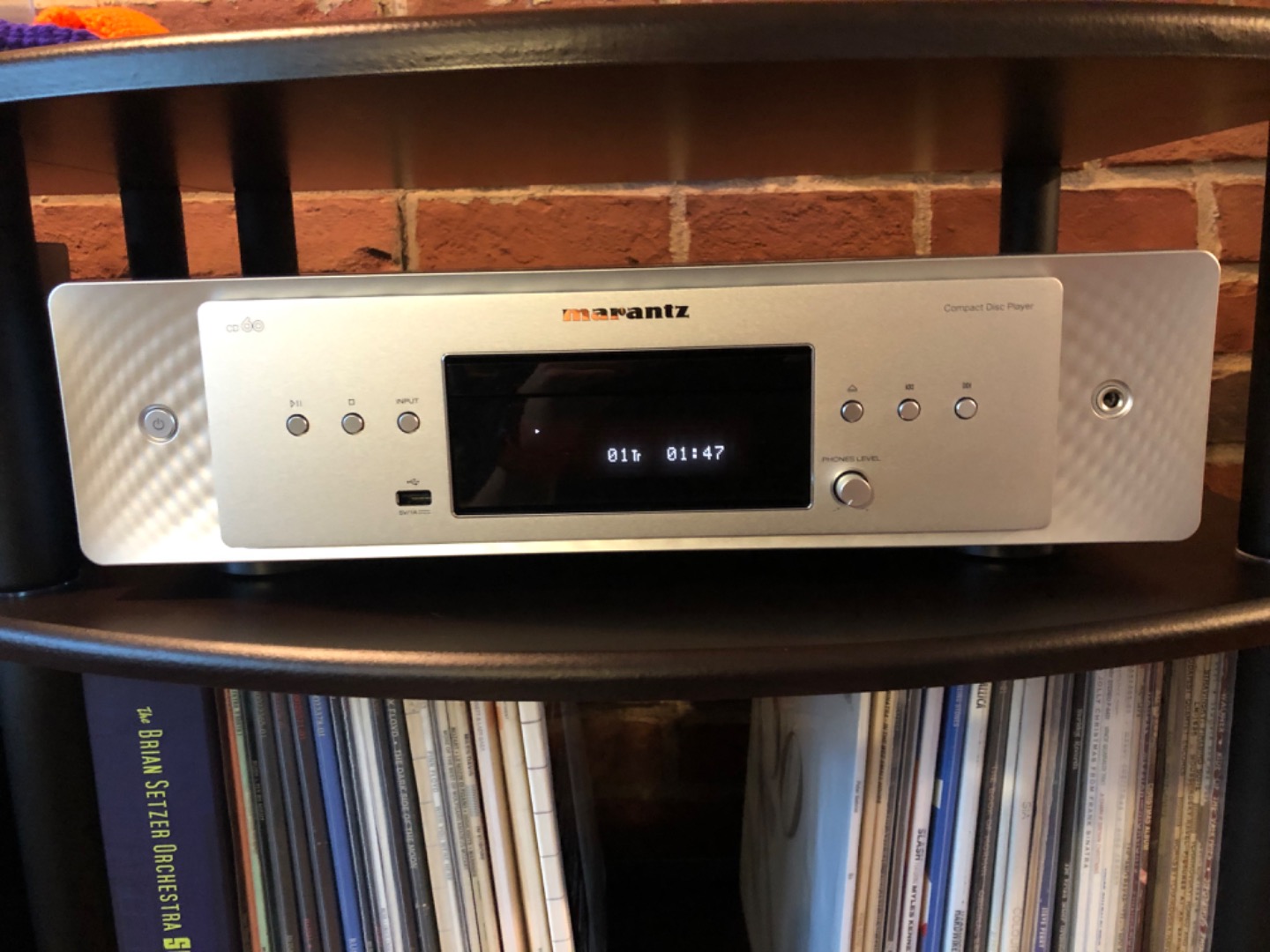 Customer Reviews: Marantz CD60 (Silver Gold) Single-disc CD player with ...