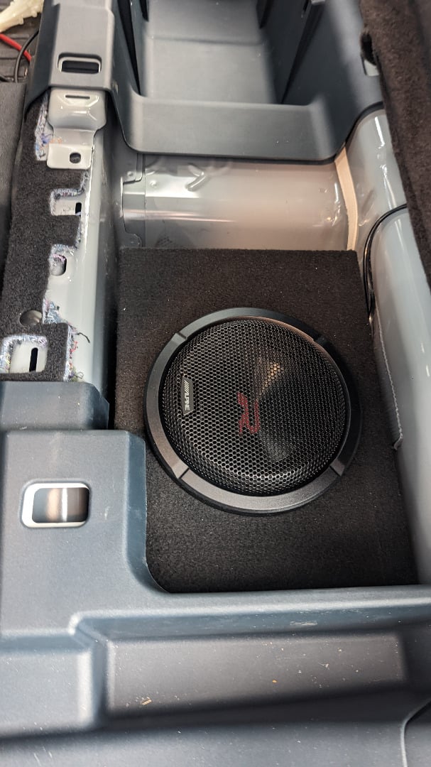 Customer Reviews: Alpine R2-W8D2 R Series 8" subwoofer with dual 2-ohm ...