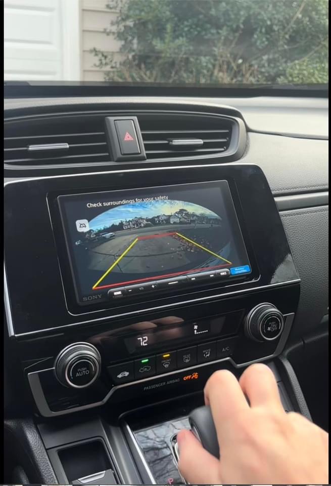 Customer Reviews: Sony XAV-AX6000 Digital multimedia receiver (does not ...