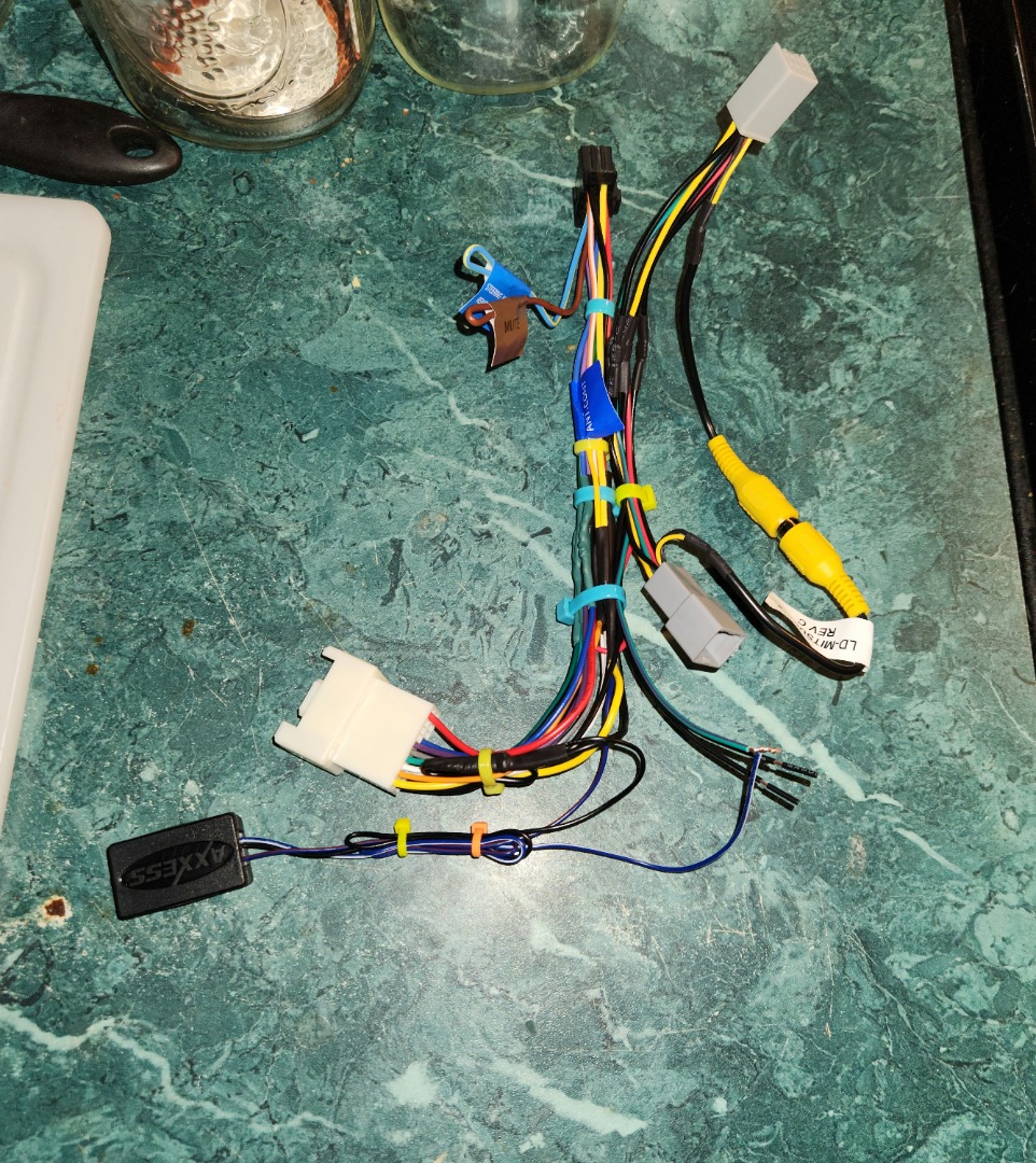 Customer Reviews: Axxess AX-MITSUCAM-6V Backup Cam Adapter Retain your ...