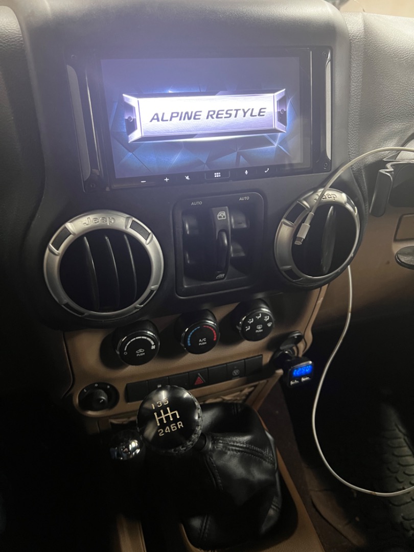 Customer Reviews: Alpine Restyle i407-WRA-JK Custom-fit digital ...