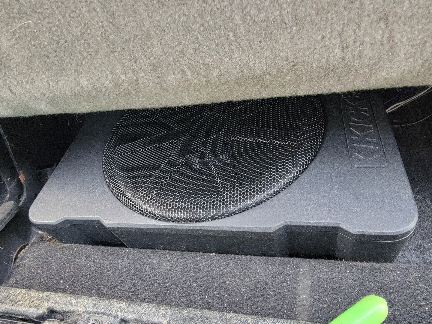 Customer Reviews: Kicker 46HS10 Hideaway™ compact powered subwoofer ...