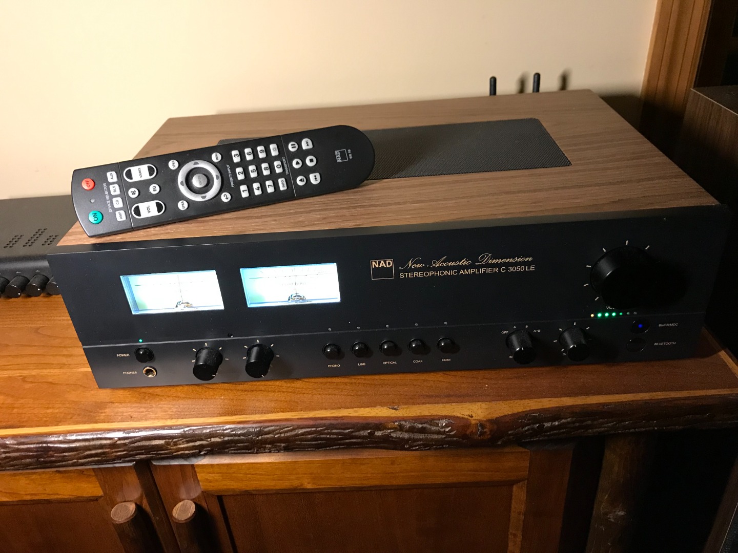 Customer Reviews: NAD C 3050 Integrated amplifier with DAC and ...