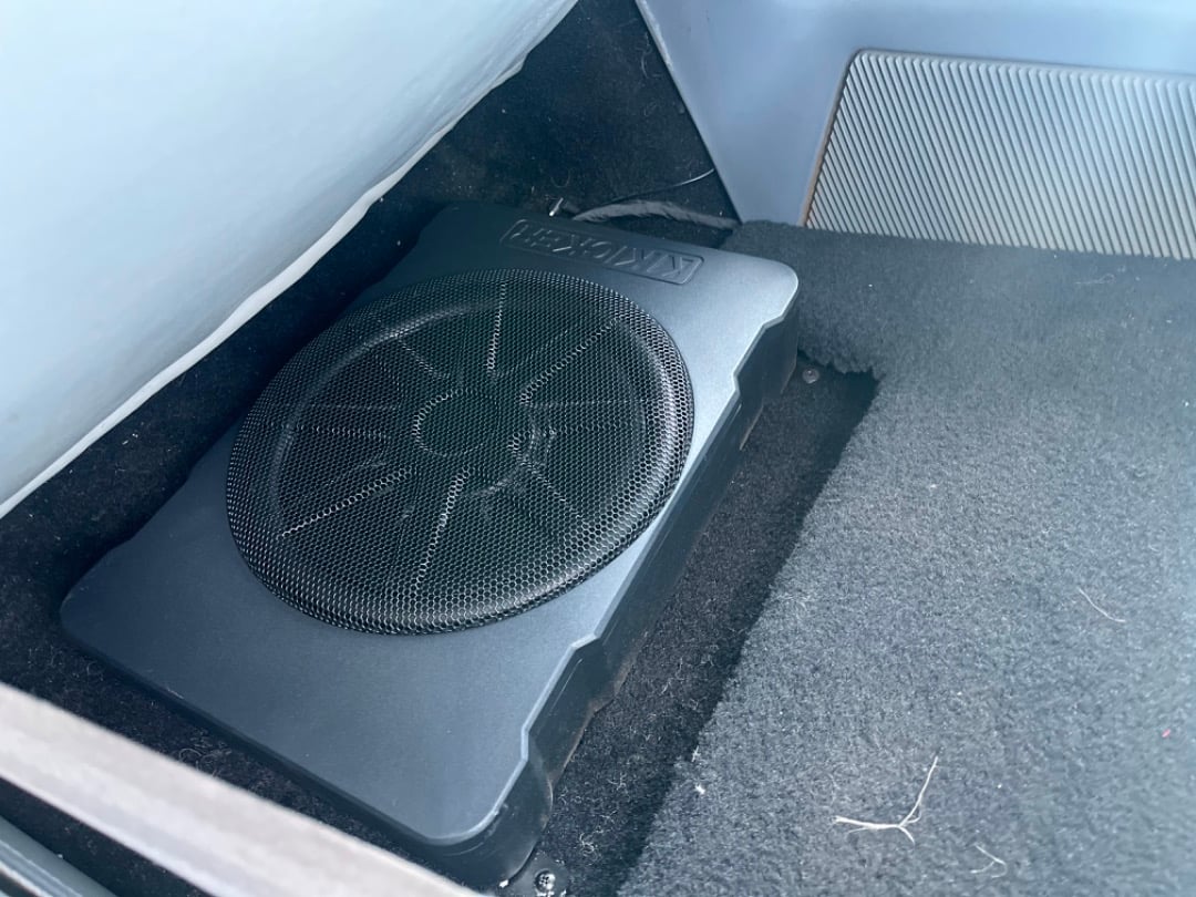 Customer Reviews: Kicker 46HS10 Hideaway™ compact powered subwoofer ...