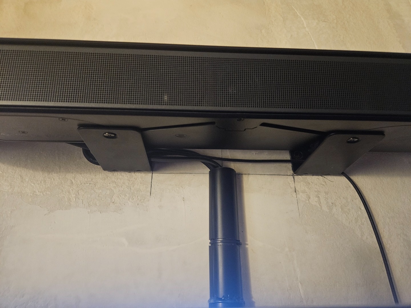 Customer Reviews: Bose Soundbar Bracket (Black) at Crutchfield