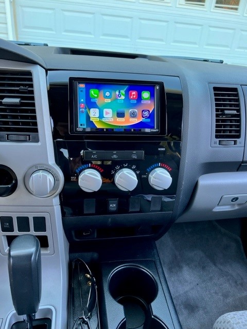 Customer Reviews: Metra 99-8220 Dash Kit (Gloss Black) Fits select 2007-13 Toyota Tundra and ...