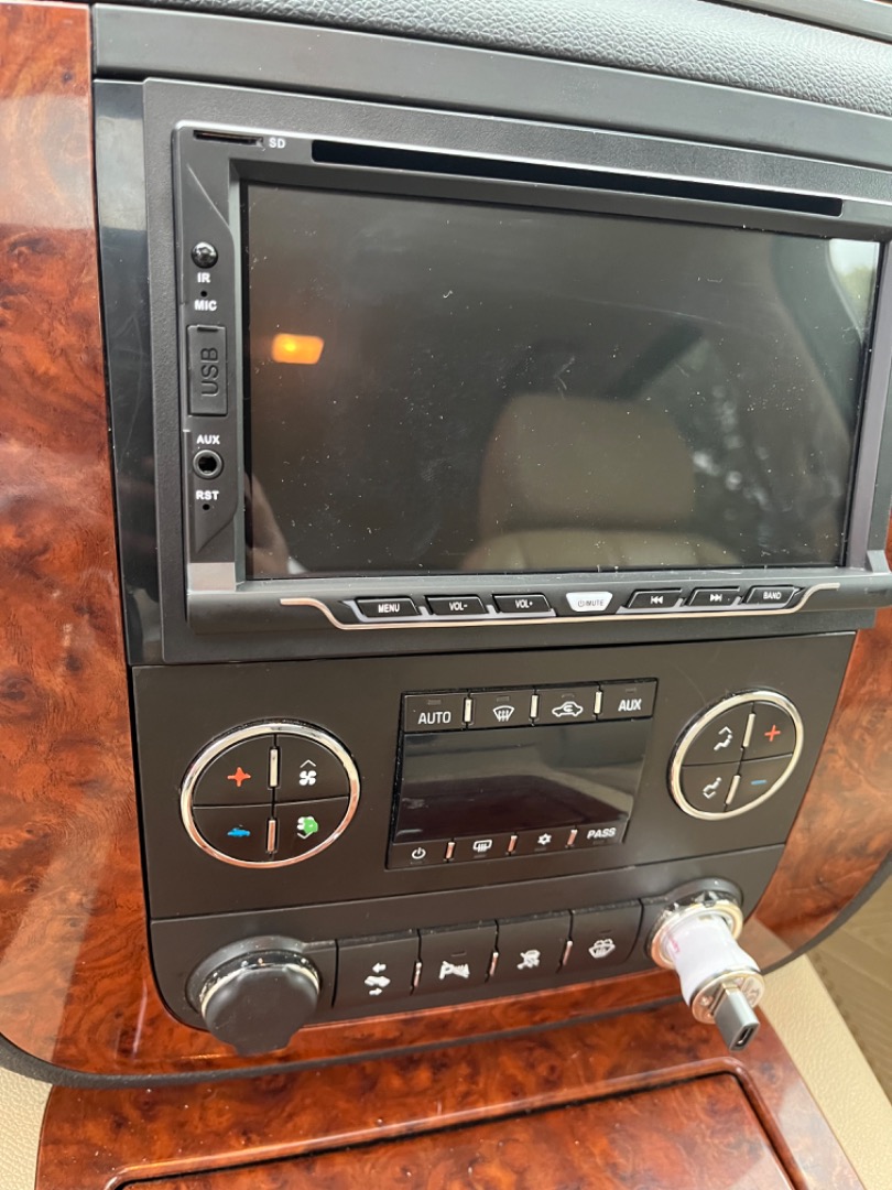 Customer Reviews: PAC GMRVD Rear Seat Video Adapter Retain the factory ...