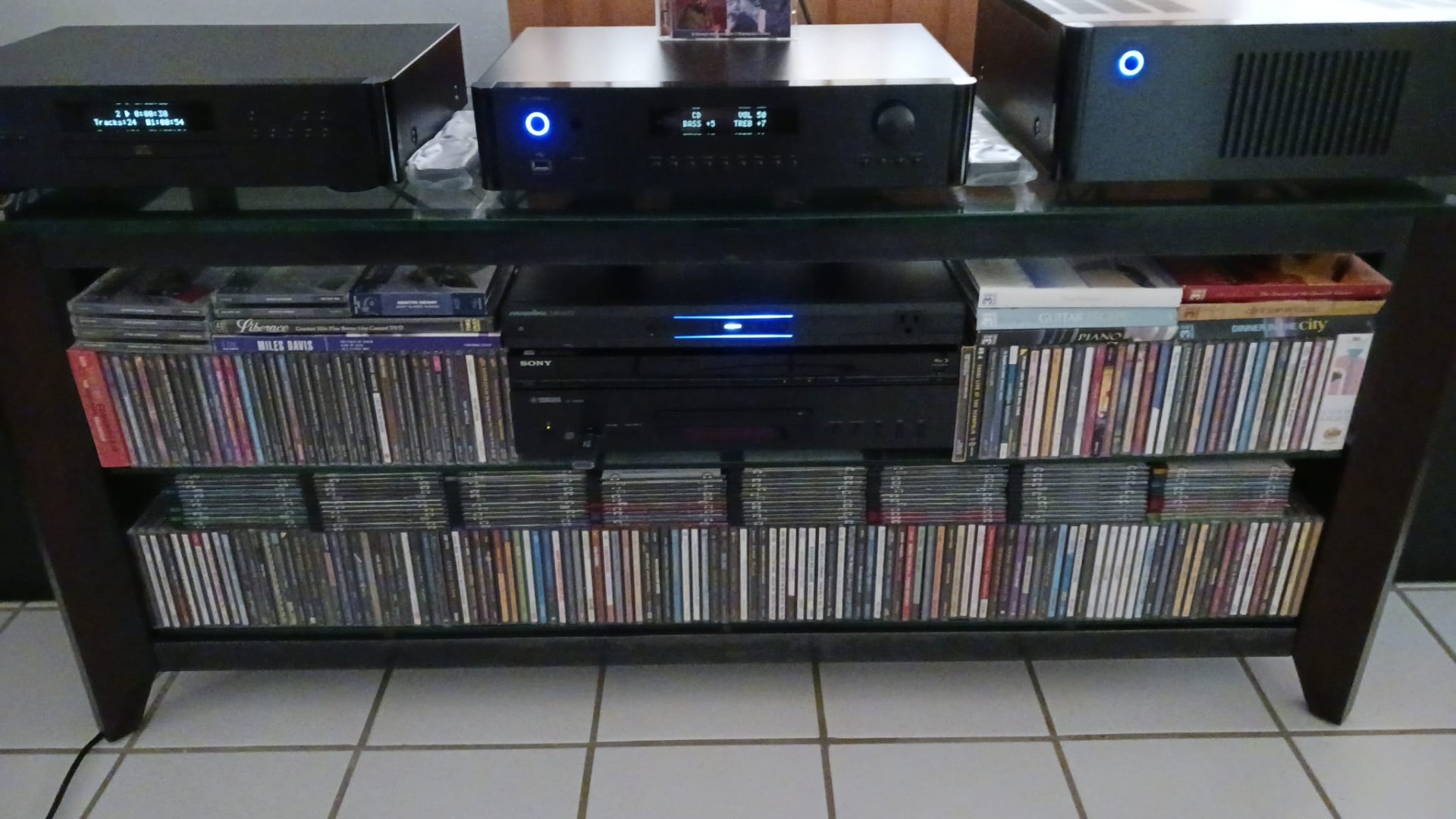 Customer Reviews: Panamax MR4000 Power line conditioner and surge ...