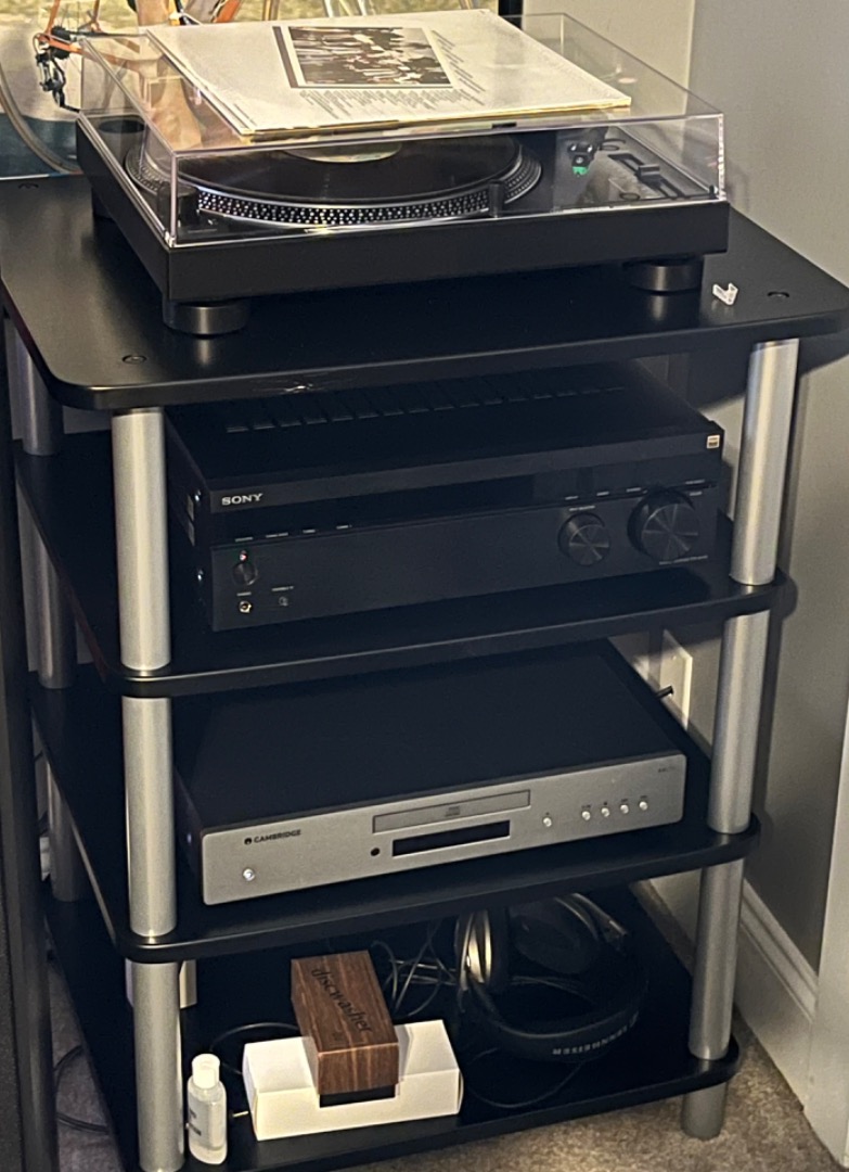 Customer Reviews: Sanus AFA Accurate 4-shelf audio stand at Crutchfield