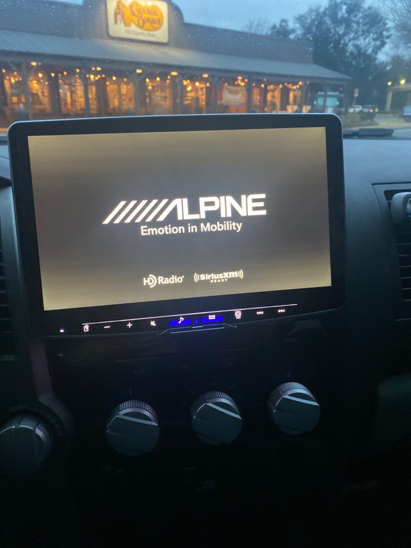 Customer Reviews: Alpine Halo11 iLX-F511 Digital multimedia receiver ...
