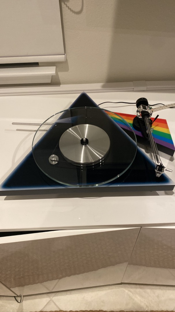 Customer Reviews: Pro-Ject The Dark Side of the Moon Special edition ...