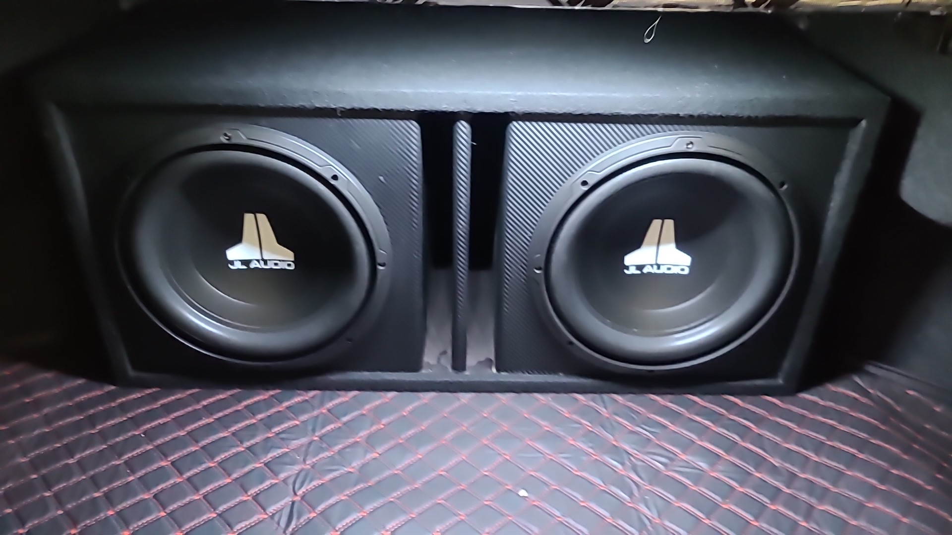 Customer Reviews: JL Audio 12W0v3-4 W0v3 Series 12" 4-ohm subwoofer at ...