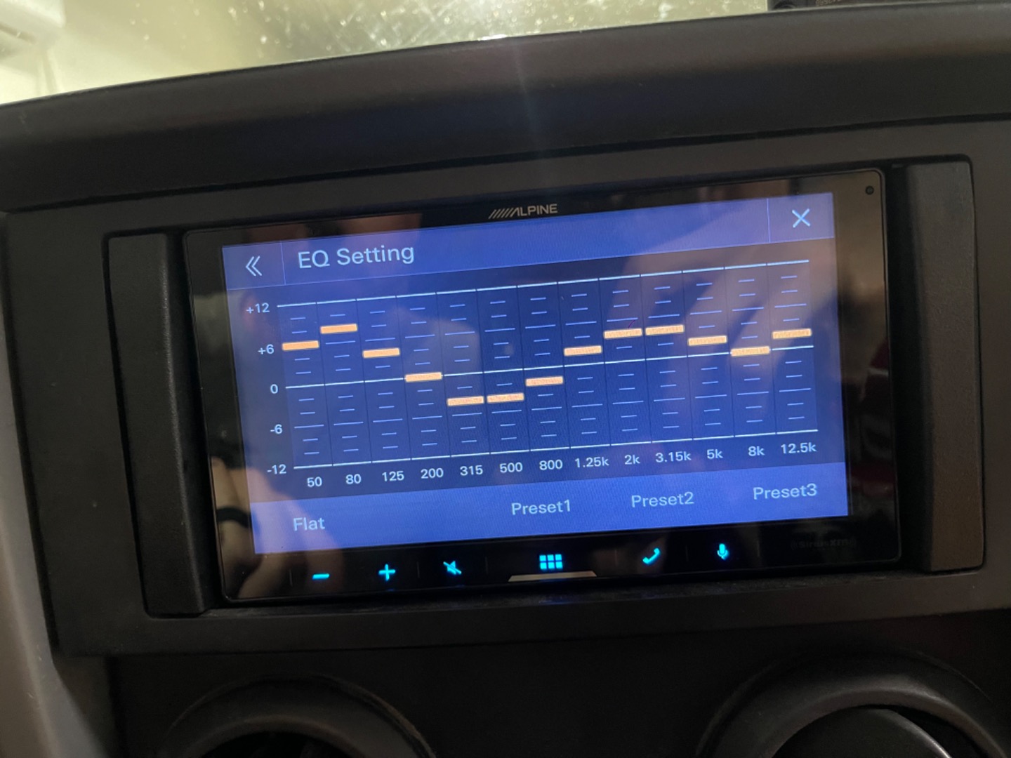 Customer Reviews: Alpine iLX-W670 Digital multimedia receiver (does not ...