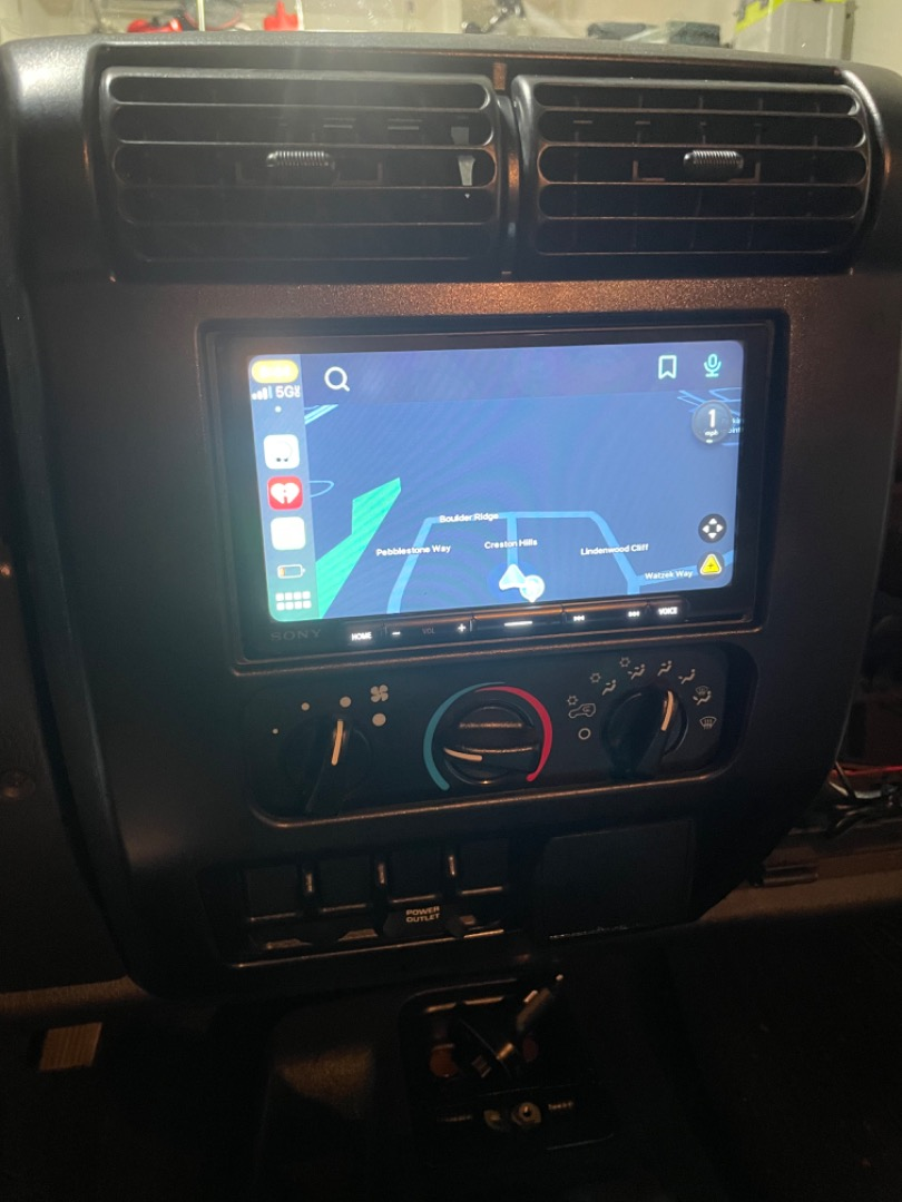 Customer Reviews: Sony XAV-AX6000 Digital multimedia receiver at ...