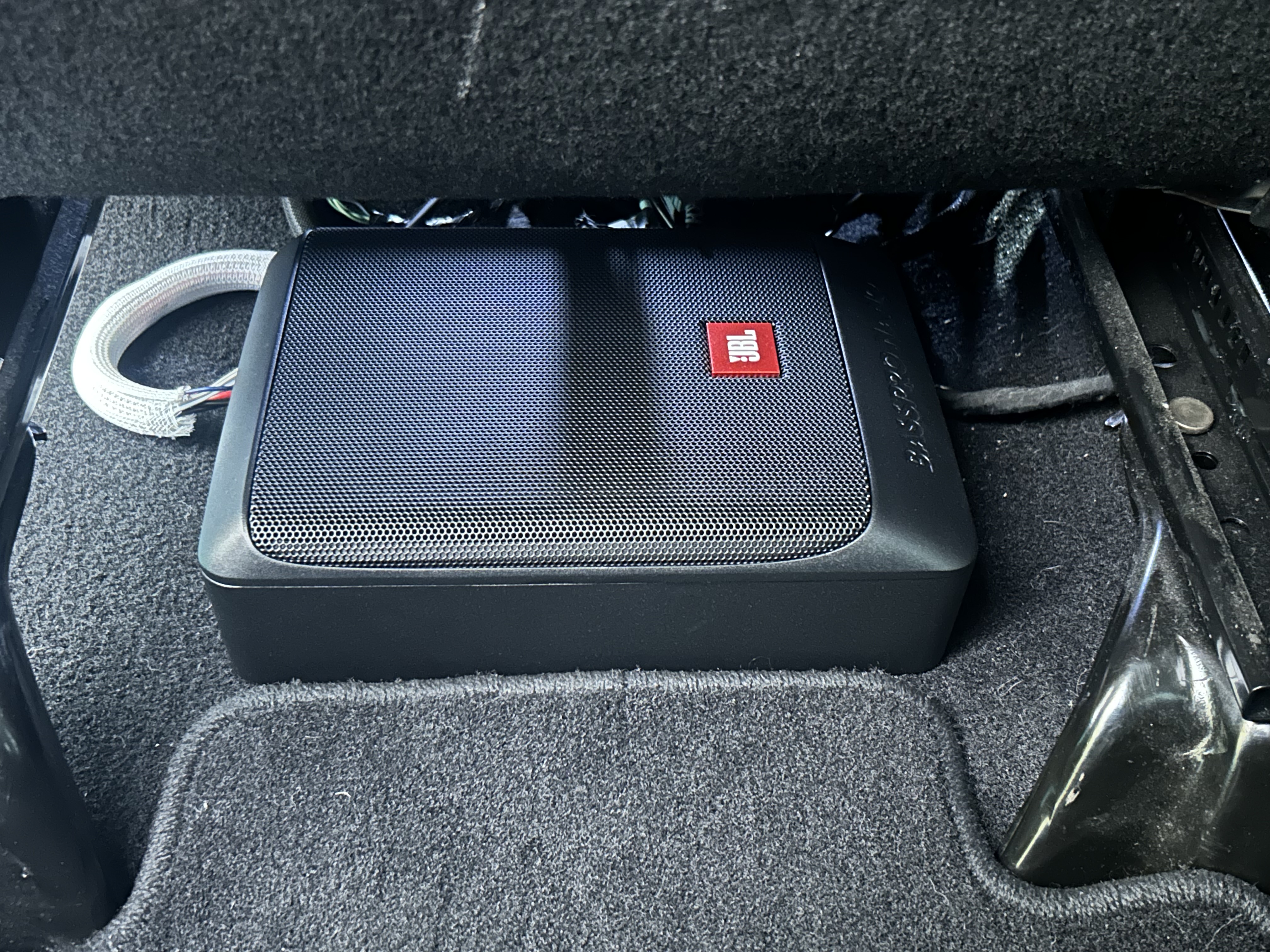 Customer Reviews: JBL BassPro Nano Compact powered subwoofer with 6"x8 ...