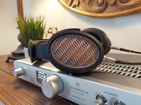 Warwick Acoustics Aperio (Black) Open-back electrostatic headphones ...