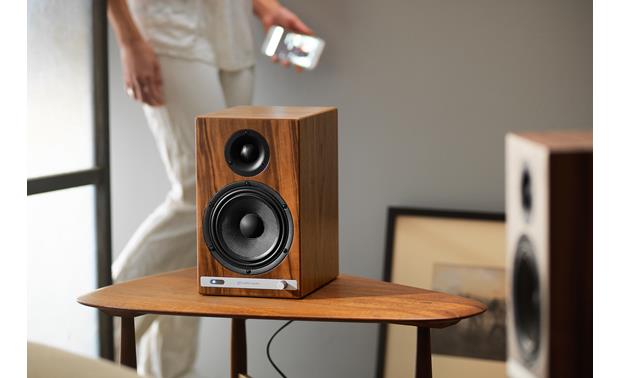 Audioengine HD6 (Walnut) Powered bookshelf speakers with Bluetooth® at ...