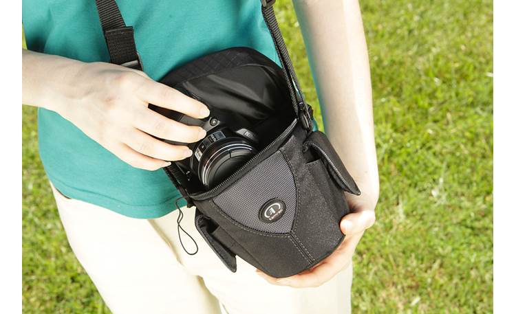 Tamrac Aero Zoom 20 (Model 3320) Case for digital cameras and compact ...