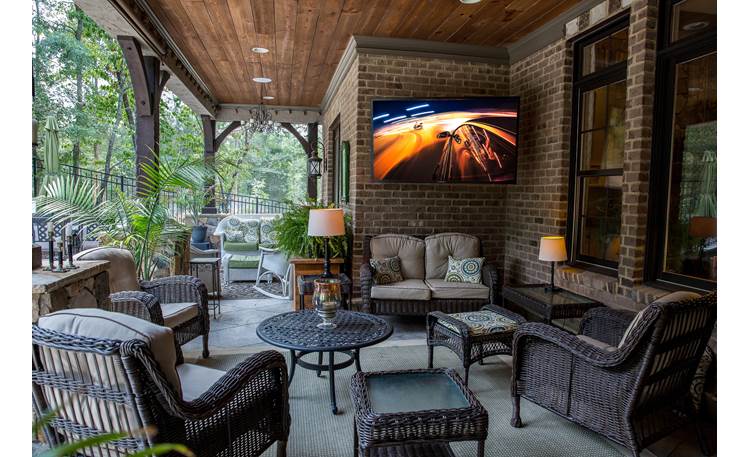 SunBriteTV® Veranda Series 55" weatherproof outdoor LED 4K Ultra HD TV ...